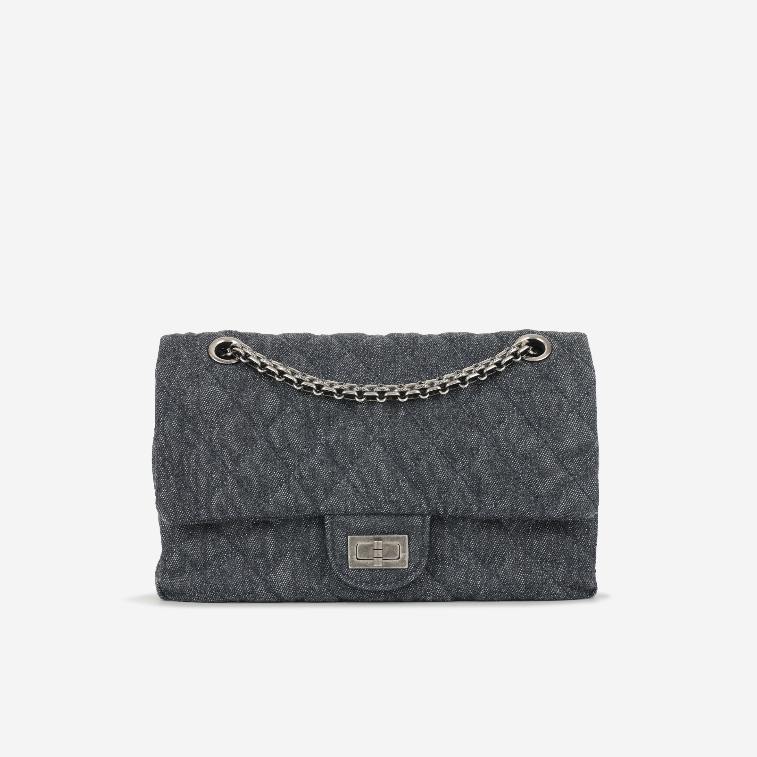 Chanel 2.55 Reissue 225 Indigo Denim | Ruthenium Hardware | Pre-loved ...