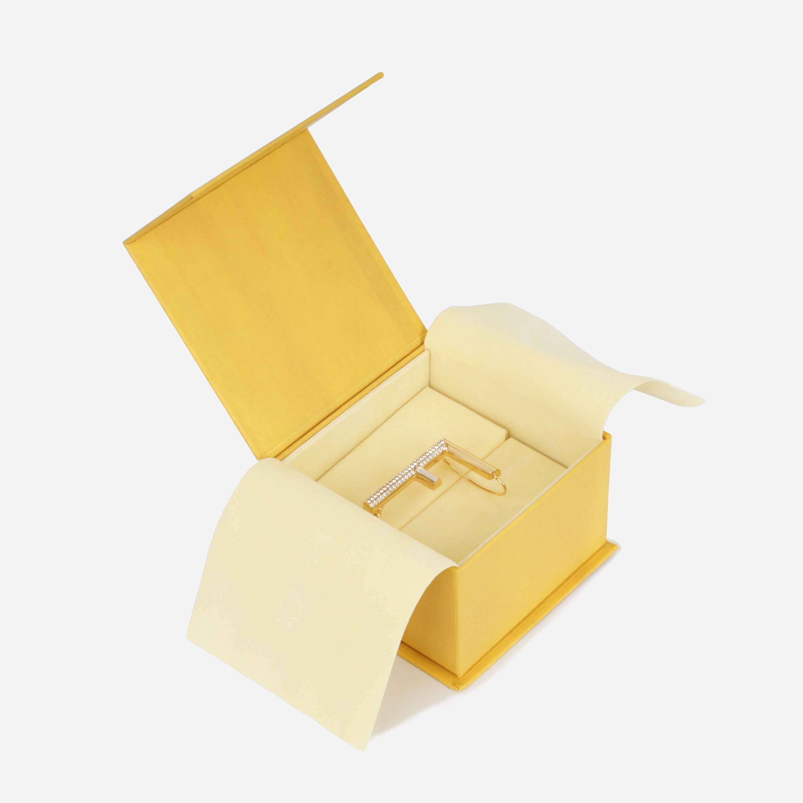 Fendi - First Ear Cuff - Gold/Crystal - Immaculate – Bagista