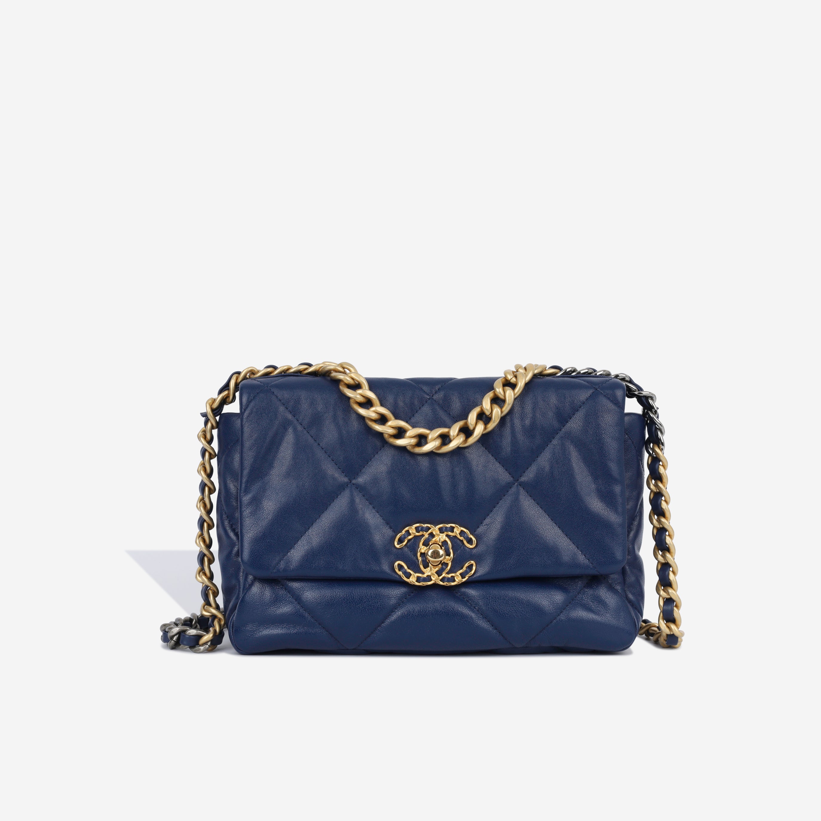 Chanel - Chanel 19 Flap Bag - Small - Navy Goatskin - GHW - Pre Loved ...