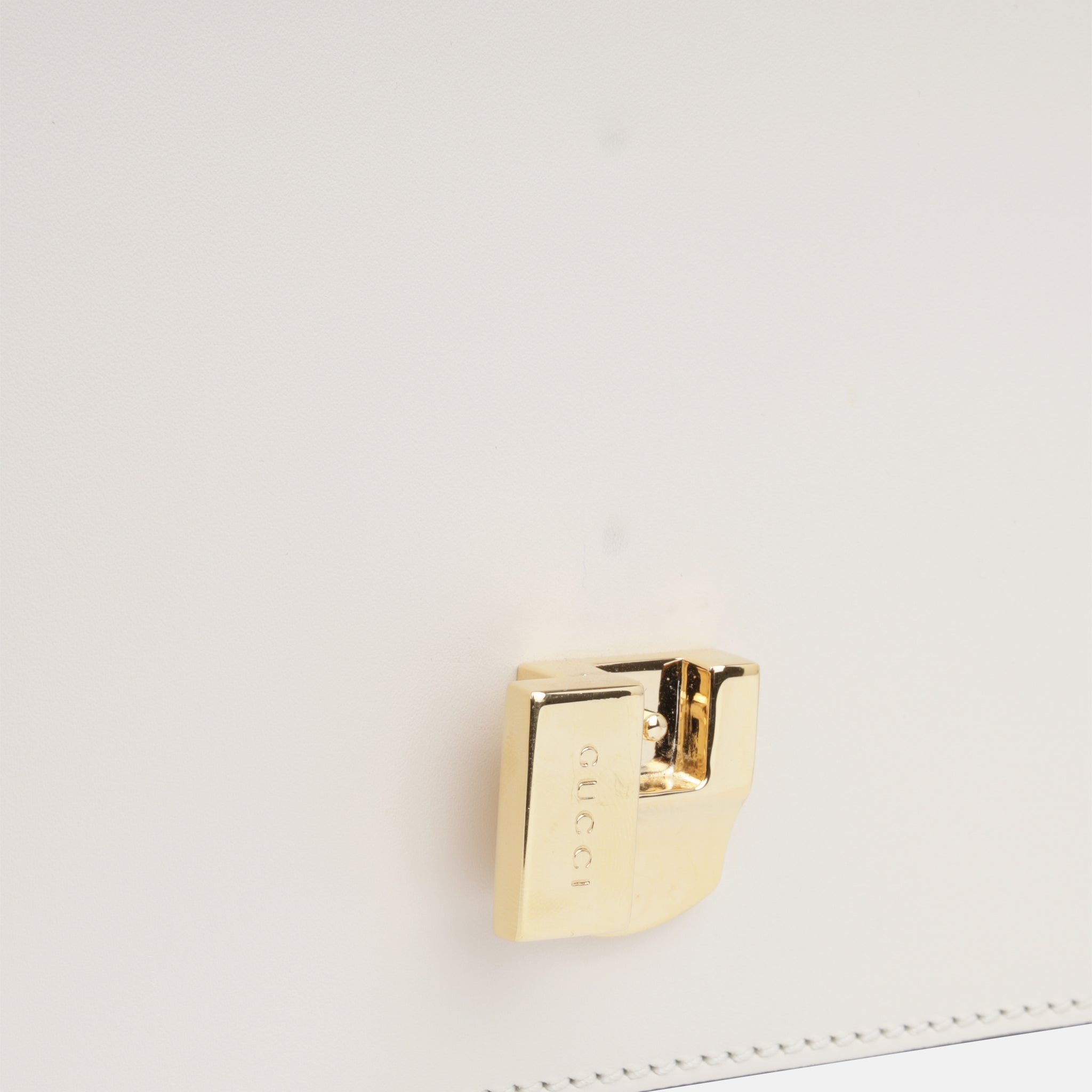 Gucci - Medium Sylvie Bag - White Calfskin GHW - Pre Loved | Bagista